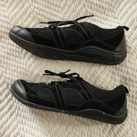 G.H. Bass & Co. | Shoes | Gh Bass And Co Suede And Leather Walking Shoe ...